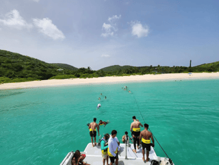 culebrita tours